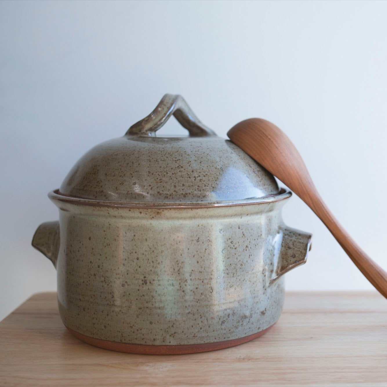 Clay Coyote Dutch Oven | Clay Coyote Arts, Inc.